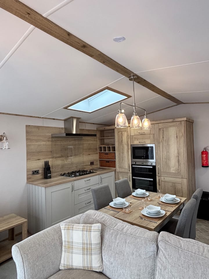 Luxury Lodge Situated On Padstow Lovat Park - Constantine Bay