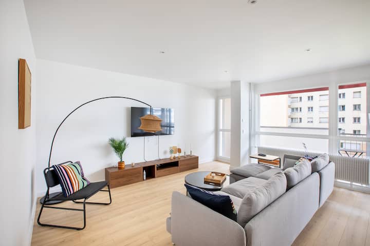 Hyper Centre 107m – 4 Chambres Confort - 2 Douches - Mulhouse