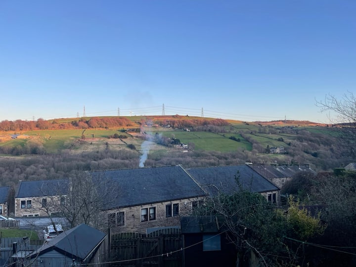 Small Family House - A Great Base For Adventures - Ripponden