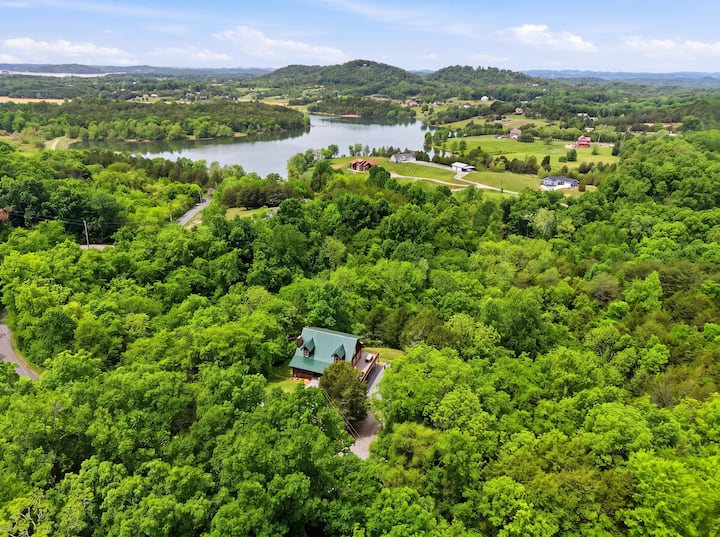 Tennessee Gateway. Game Room/hot Tub/fire Pit/ - Dandridge, TN
