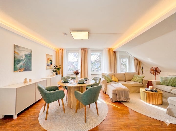 Stylish Sky Apartment | Central & Quiet - Löhne