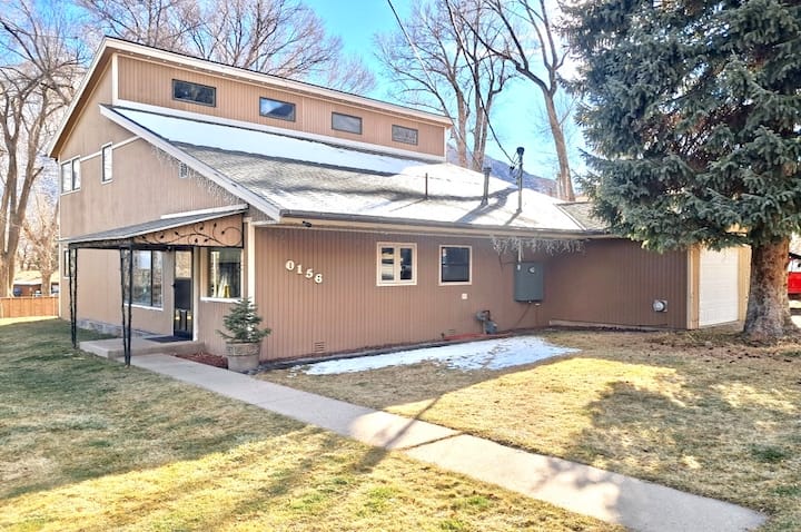 A Peaceful Family-friendly Mountain Sanctuary - Glenwood Springs, CO