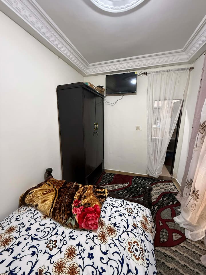 Beau Studio Dans Une Résidence Neuve à Dixinn - Conakry