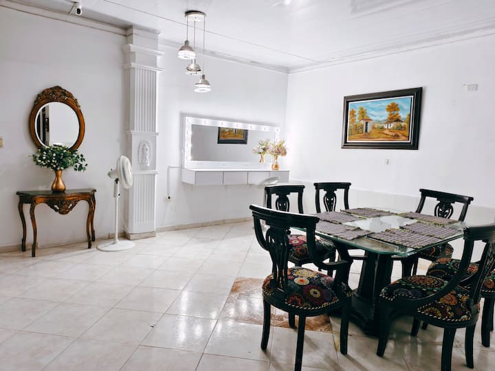 Casa Amplia Ideal Para Grupos – 5 Habitaciones - Neiva