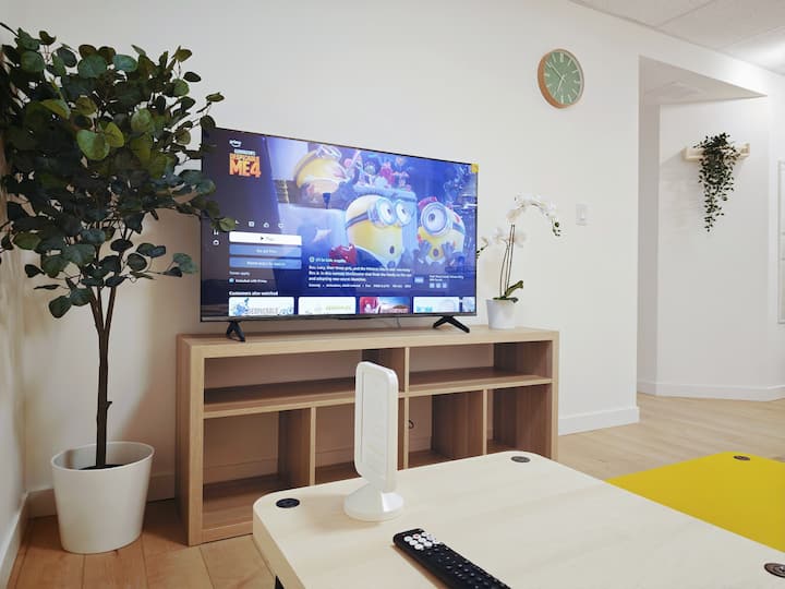 98c Vanilla Suite - Saskatoon