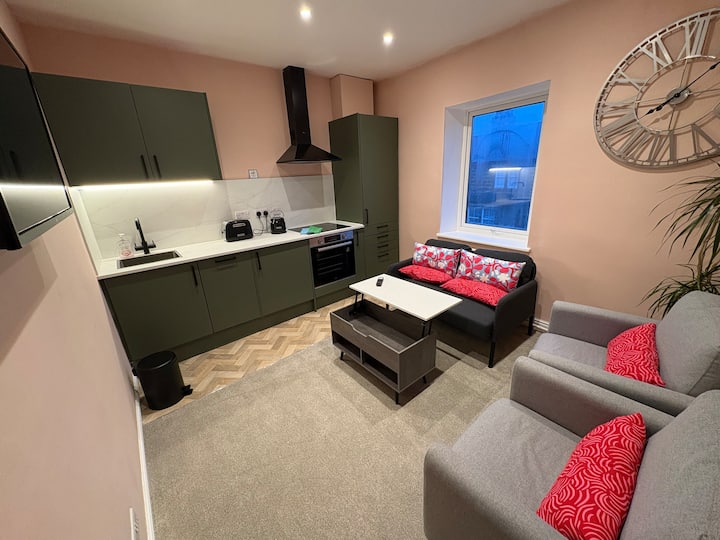 Bright Harrogate Flat, 2 Beds, Great Location. - Harrogate