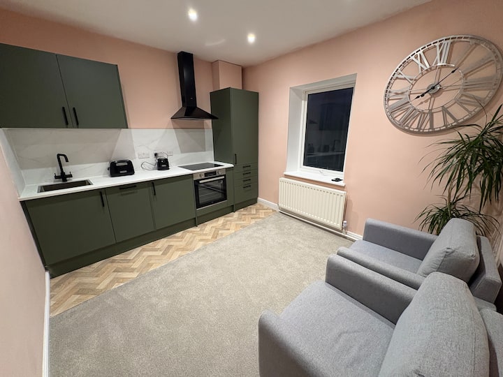 Bright Harrogate Flat, 2 Beds, Great Location. - Harrogate