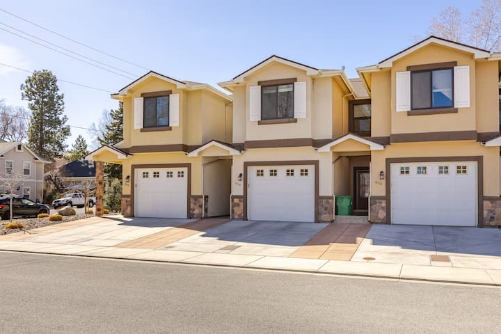 Carson City Hideaway • 3br Near Downtown - Carson City, NV