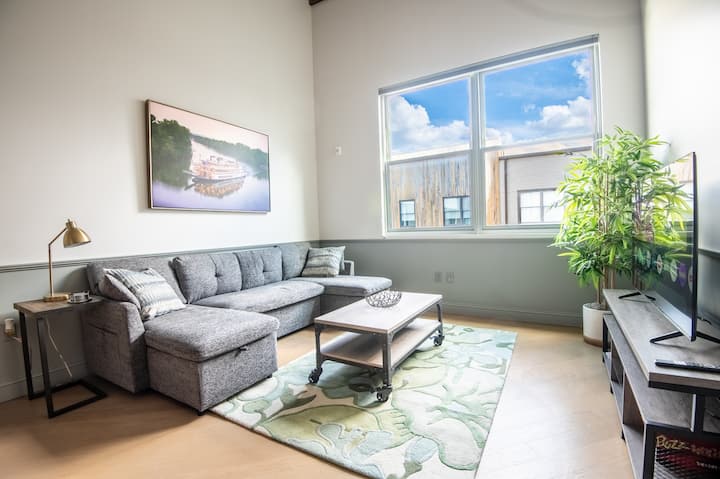 The Condo On Cobblestones - Birmingham, AL