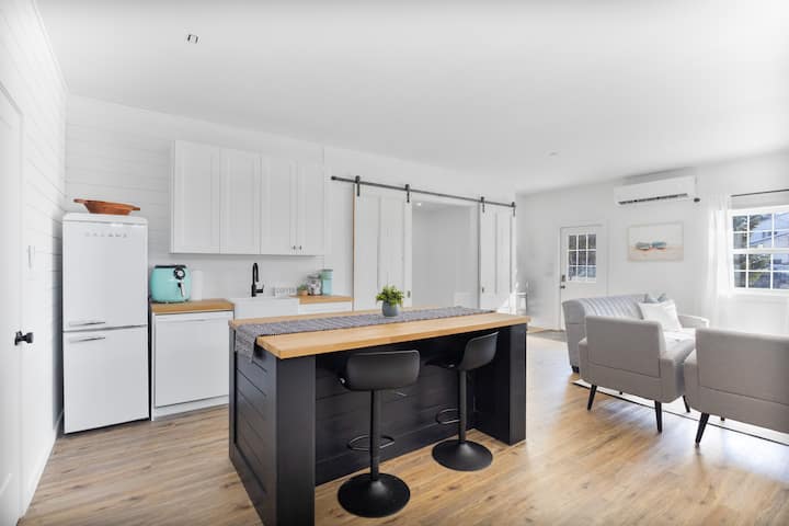 Island Light Suite - Charlottetown