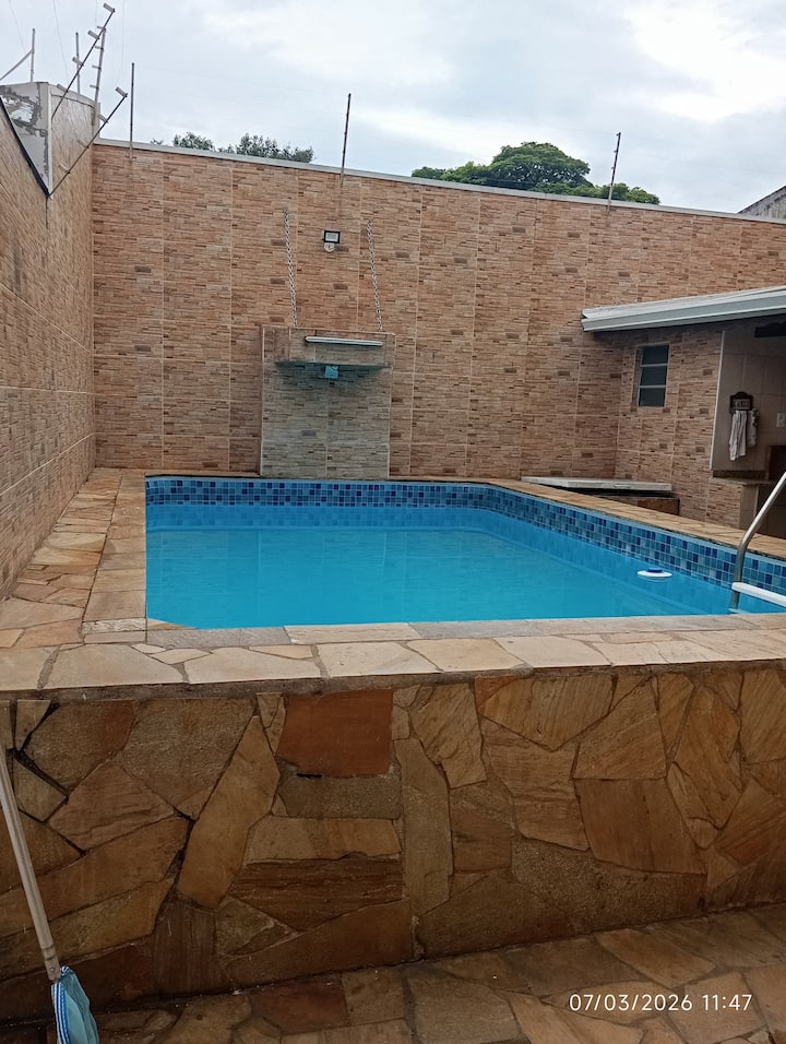 Linda Casa Com Piscina E Cascata Com Churrasqueira - São José dos Campos
