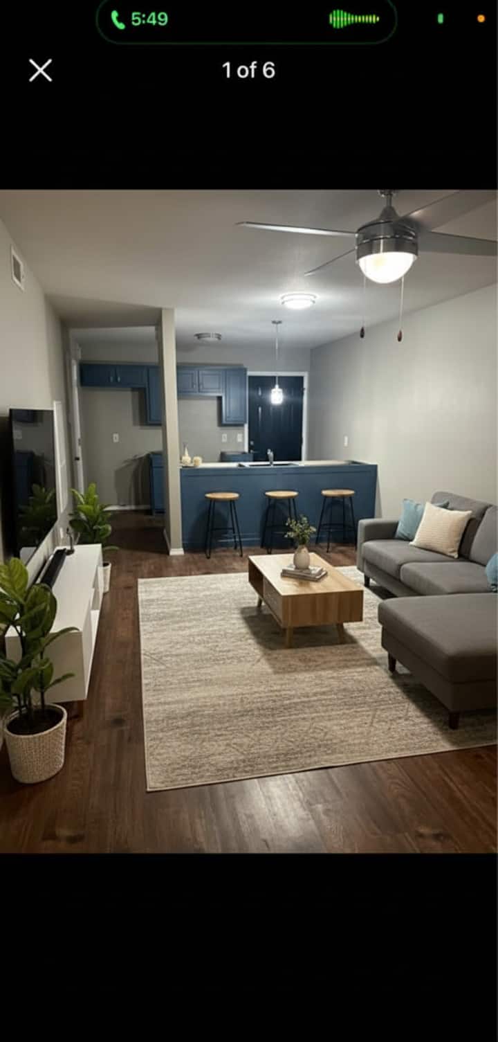 Beautiful, Cozy, 2 Bedroom And 1.5 Bathrooms. - Cedar Hill, TX