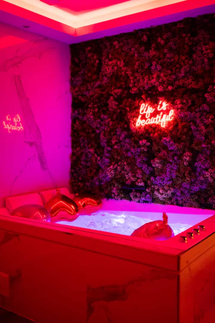 Suite Avec Jacuzzi Privée - Villeneuve-Saint-Georges