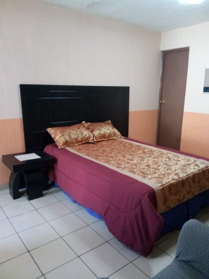 Departamento Tranquilo Y Sencillo. - Aeropuerto de Guadalajara Miguel Hidalgo y Costilla (GDL)