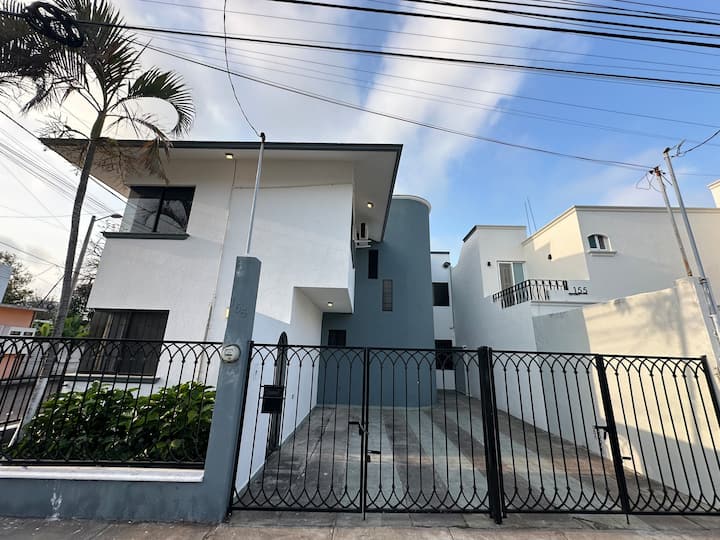 Casa Río, Renovada, A Pasos De La Playa. - Boca del Río