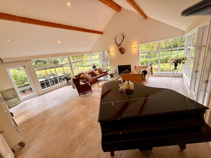 Farm Lodge Clevedon (2/3) - Clevedon