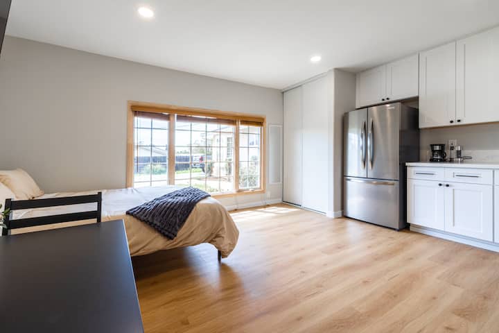 Cozy Casa | Bright Modern Suite | Kitchen + W/d - Santee, CA