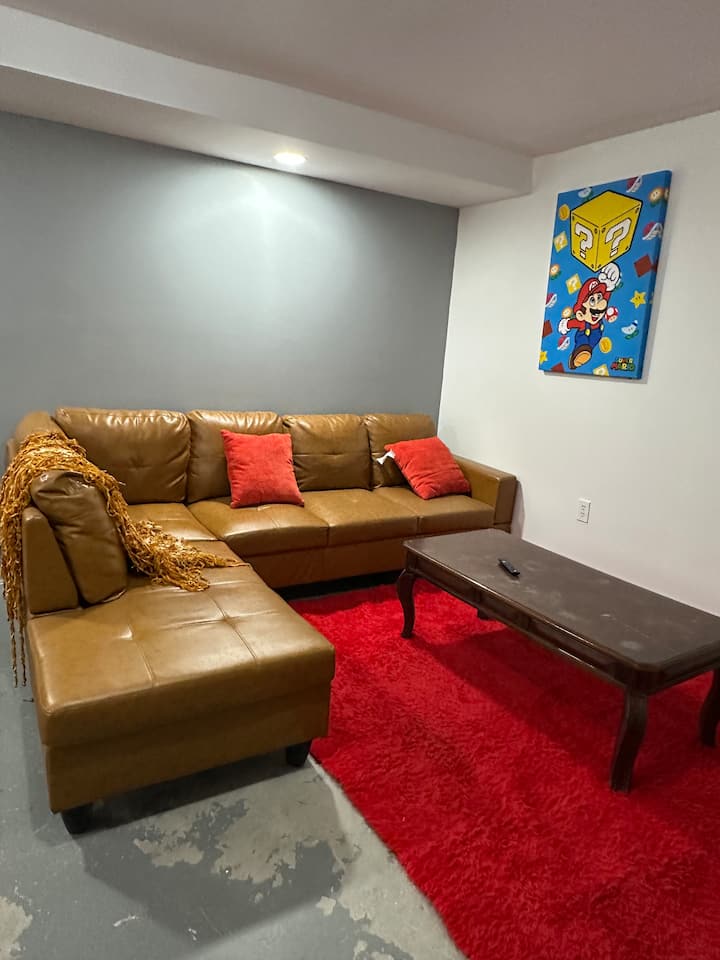 Basement Fun & Spacious. - El Paso, TX