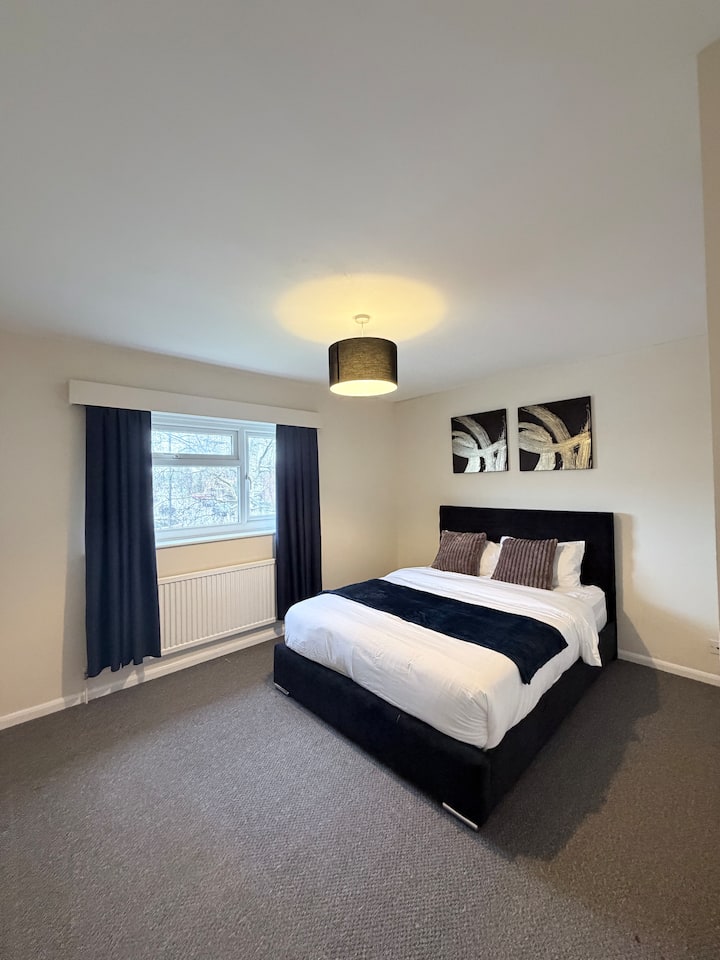 Modern Room | Short Walk To Peterborough Hospital - Peterborough
