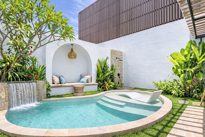 Private Jungle Oasis – Designer Boho Villa –Bingin - Australia