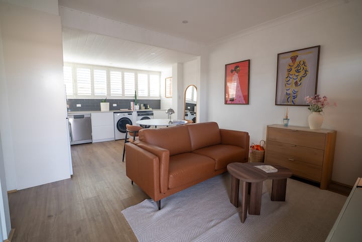 Bondi Beach Studio | 3rd Floor | Superhost - Bondi Beach