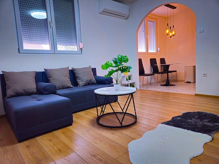 Lola Home, 15 Minutes From The Airport. - Belgrado