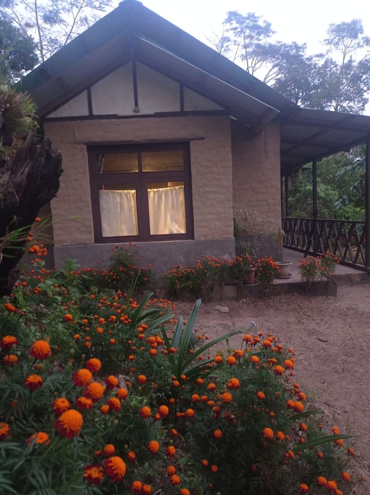 Madal Cottage : Kalimpong Village Retreat - Kalimpong