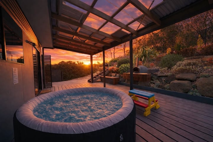 Hobart River Views Spa Family Retreat Near Cbd - Hobart