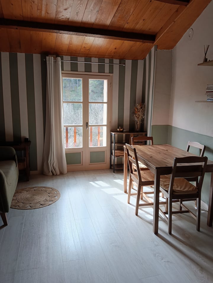 Appartement Cosy, Au Village De Vergons - Annot