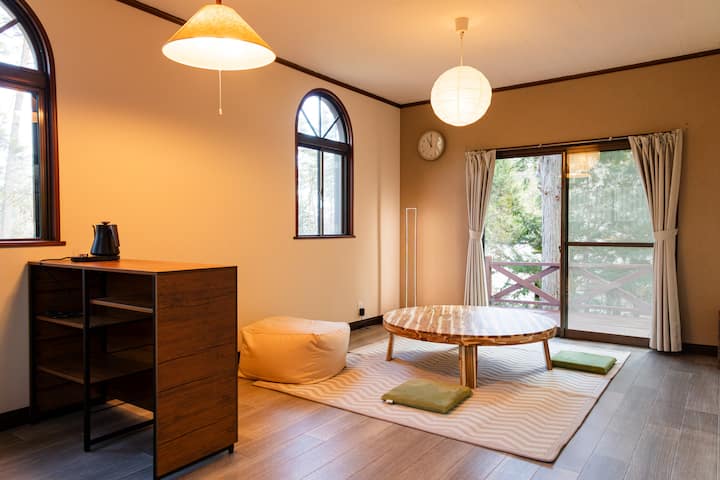 Azumino Forest Villa: Exclusive Private Onsen - Matsumoto