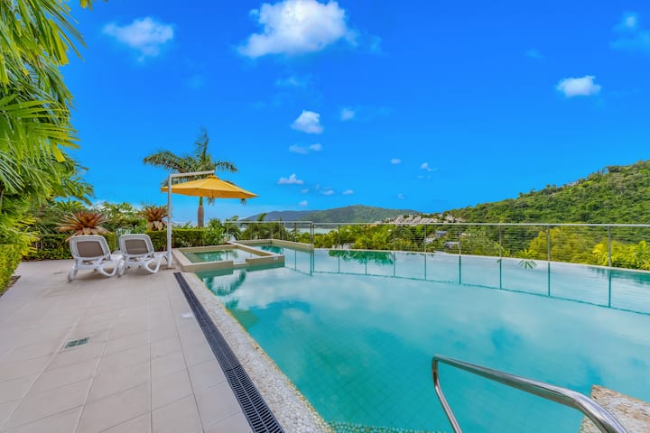 Coastal Calm At Searene - Airlie Beach