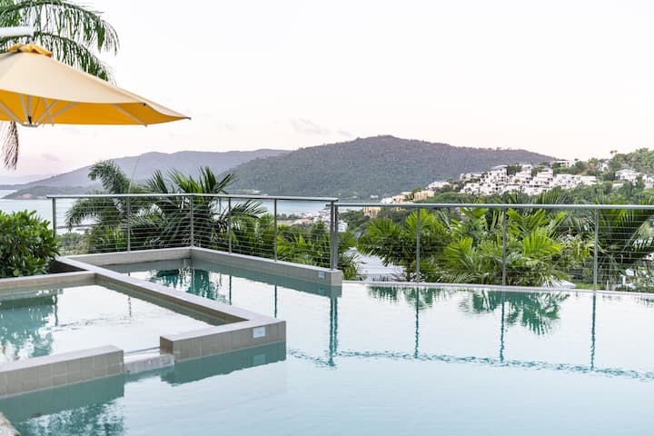 Coastal Calm At Searene - Airlie Beach