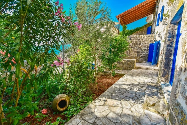 Authentic Meditteranean Villa Ancient Mill - Montenegro