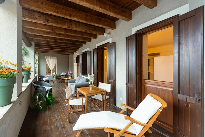 Loggia - Deluxe Apt 3 Beds, Relax E Privacy - Gardone Riviera