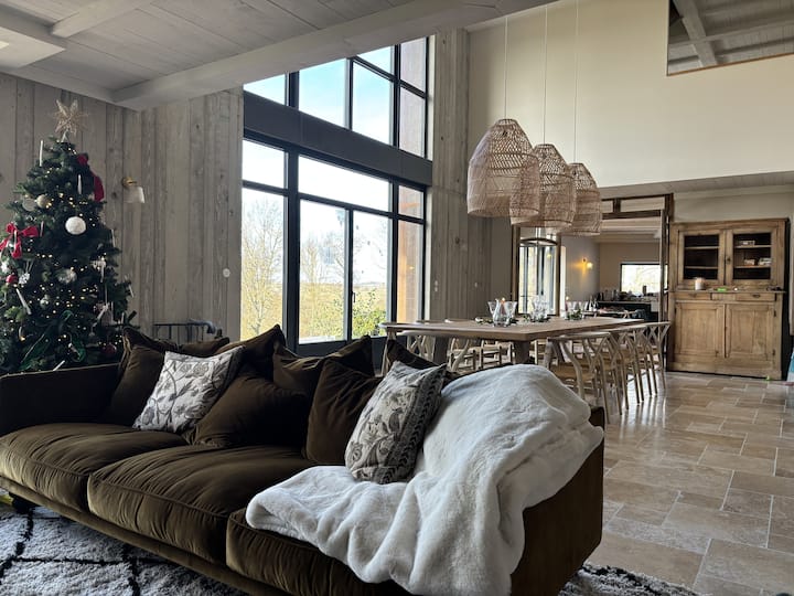 Ferme Typique Du Plateau De L'aubrac Rénovée - Lozère