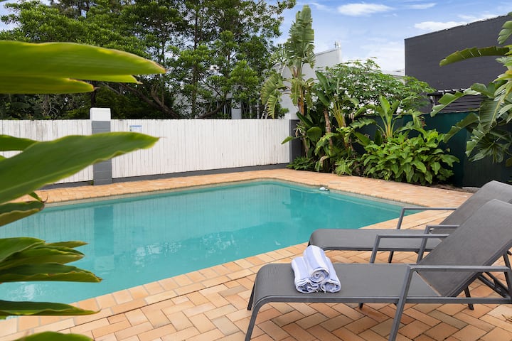 Pet Friendly Brisbane Home With Private Pool - Brisbane