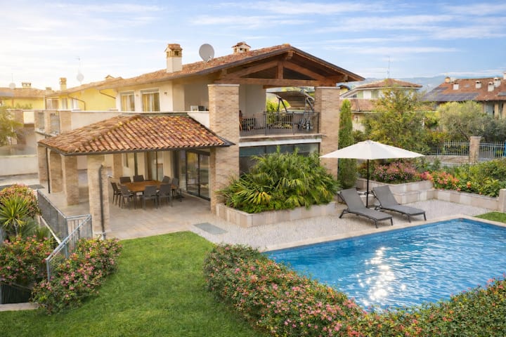 Pool Villa Lazise - Peschiera del Garda