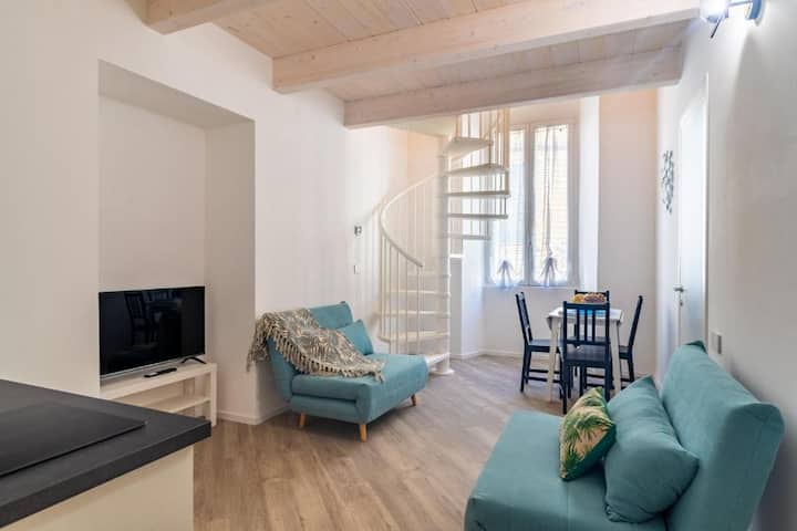 Mare Forza 9 - Scirocco - Finale Ligure