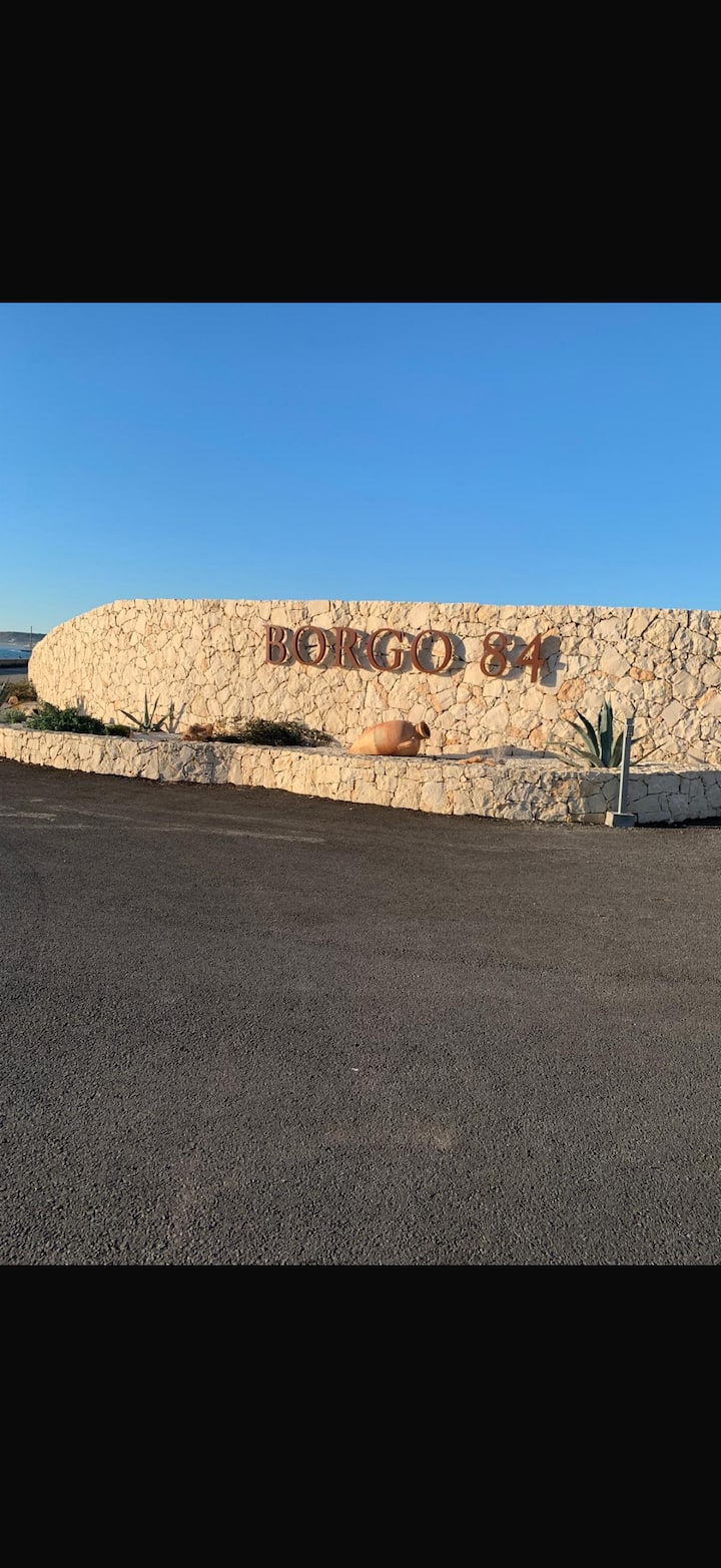 Charmant T2 Avec Jardin Et Piscines, Vue Mer - Marzamemi