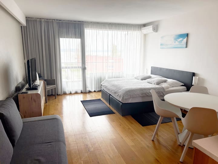 Bl Yachtclub Lakeview Apartment - Balatonlelle