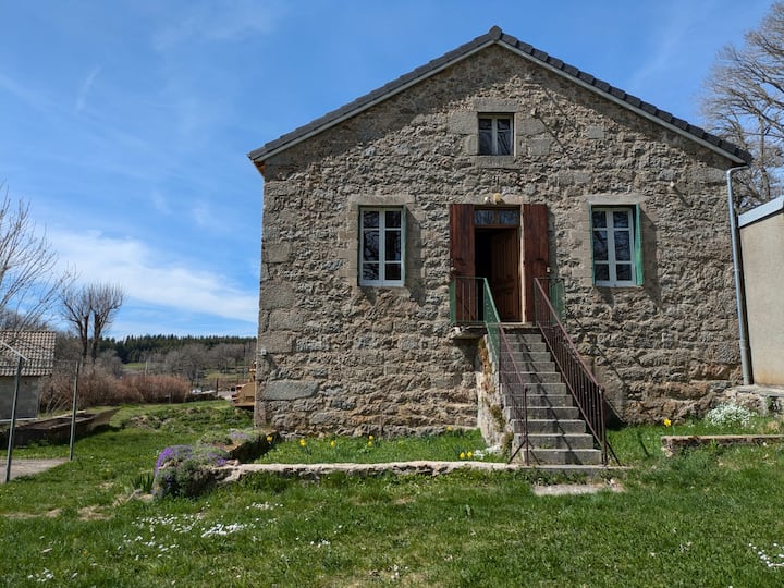 Au Coin Tranquille -Retour Aux Sources* Proche Lac - Saint-Bonnet-le-Froid