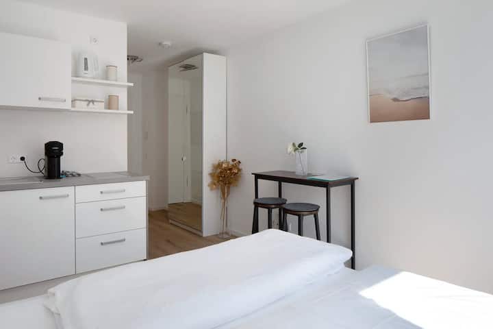 Ferienwohnung Romeo – Zentral, Modern, Komfortabel - Freiburg