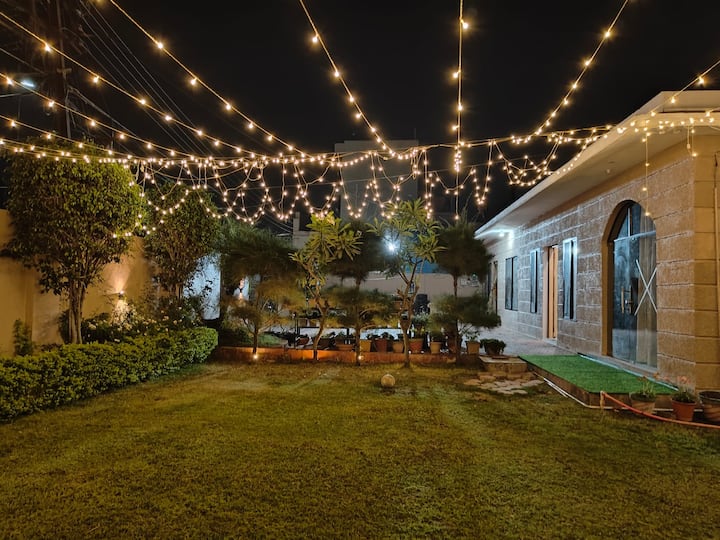 Fully Furnished 2bhk With Garden| Heart Of City - Indore