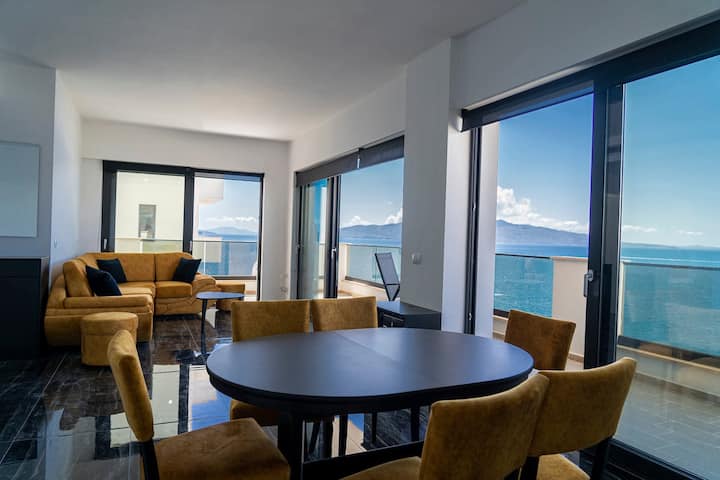 Beachfront 3br Ap - Golden Residence - Saranda