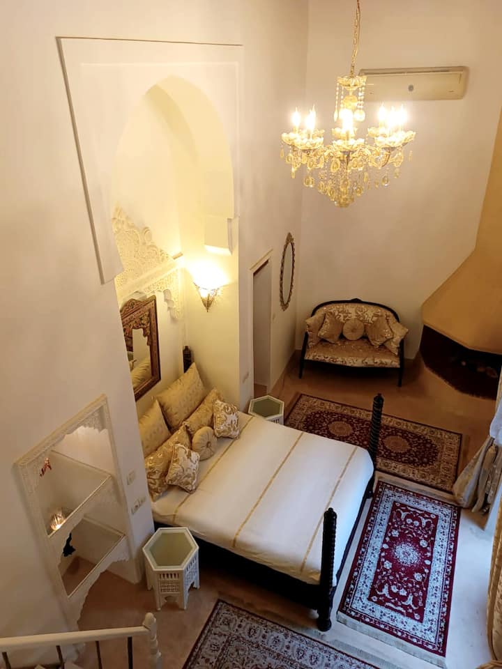 Honey Moon Big Luxurious Suite. B&b. Medina Center - Fes