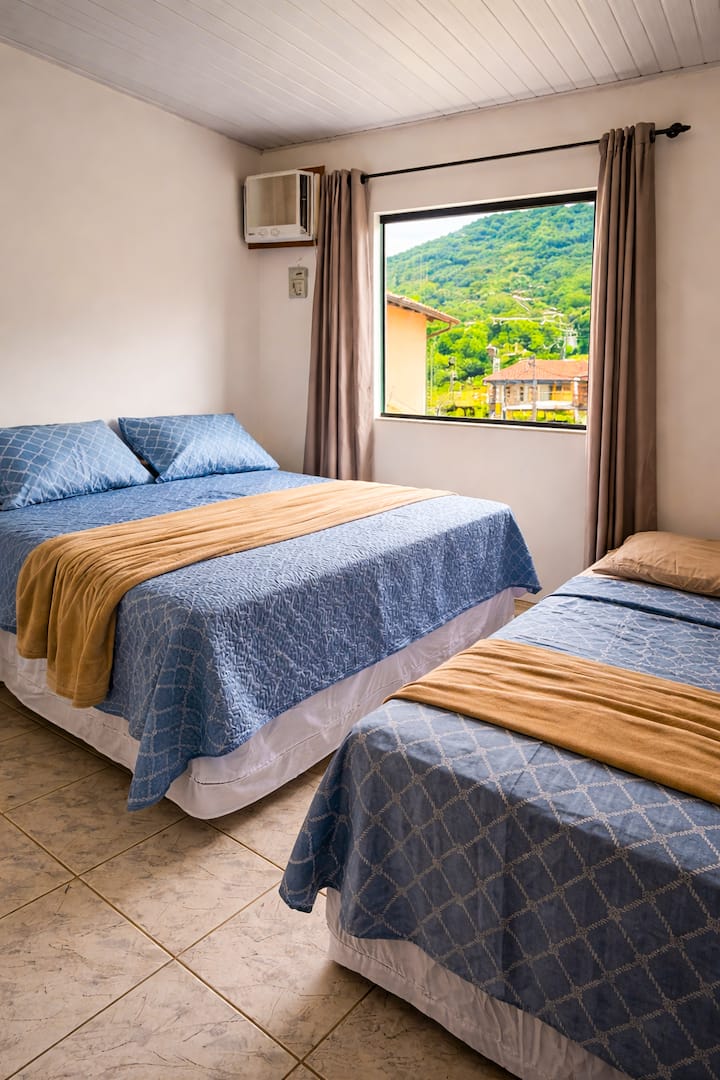 Casa Vista Verde • Vila Do Abraão • Ilha Grande - Ilha Grande