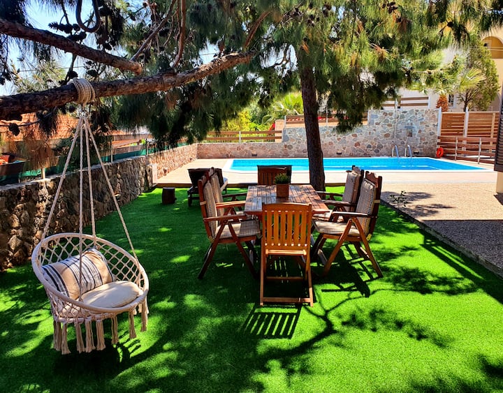 Country Villa Aegina - Эгина