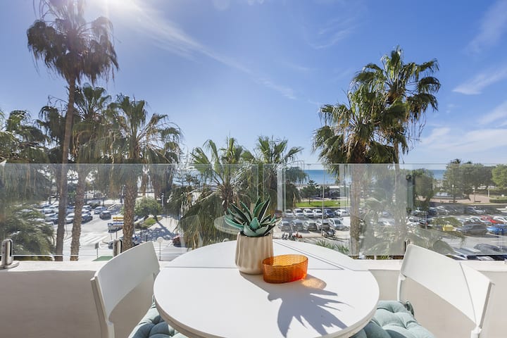 A&n Central Beach Walk Apartment With Terrace – To - Vélez-Málaga