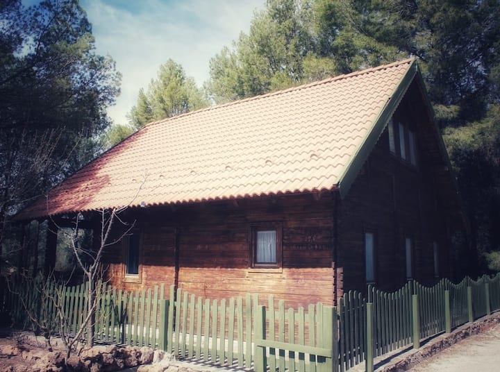 Casita De Madera En El Pantano De Los Bermejales - Alhama de Granada