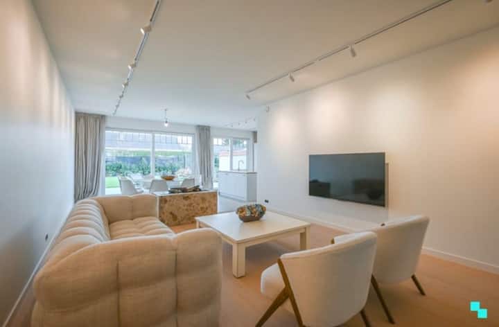 A Quiet And Beautiful Residence In A Peaceful Area - Tielt